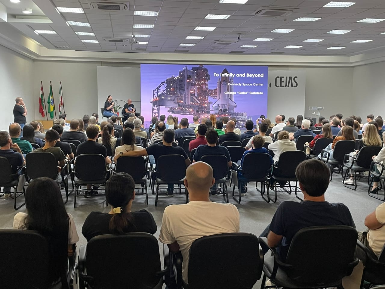 Gabe Gabrielle deixa mensagens inspiradoras sobre ciência e tecnologia ...